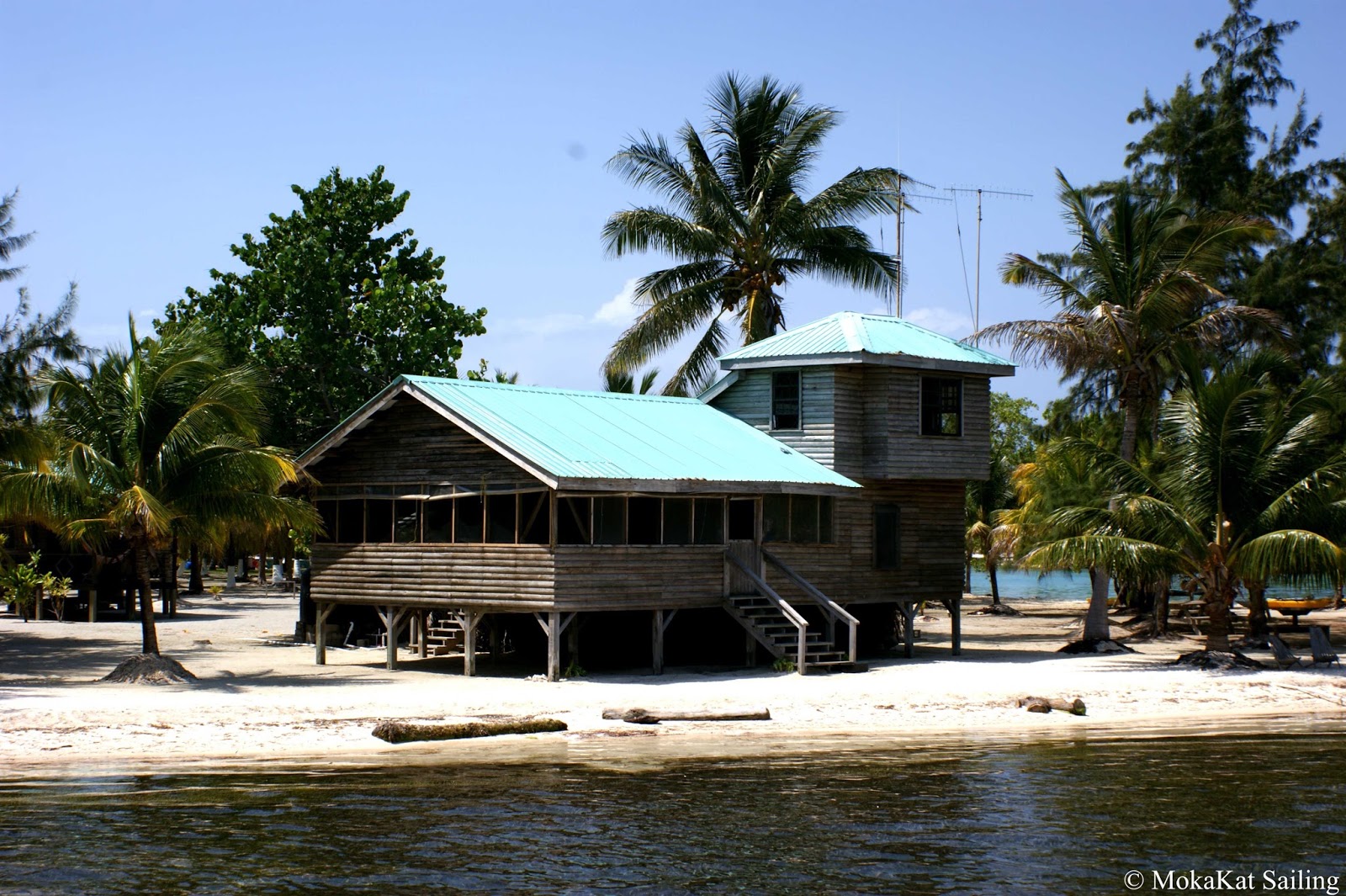 MokaKat Sailing: South Water Caye to Glovers Reef - At last we sailed ...