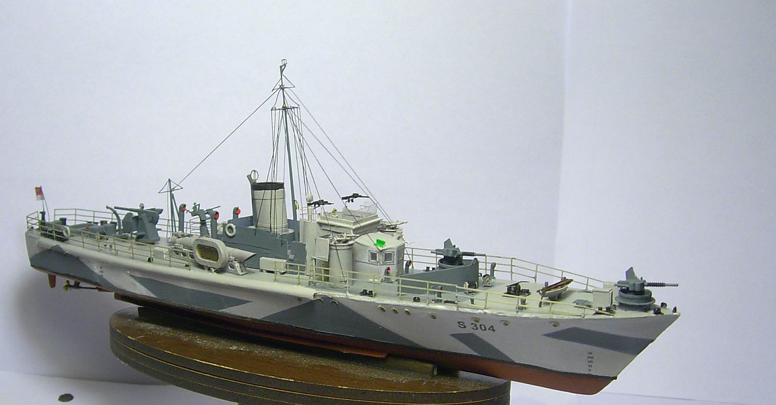 The Mad Hamster's Modelling: HMS Grey Fox