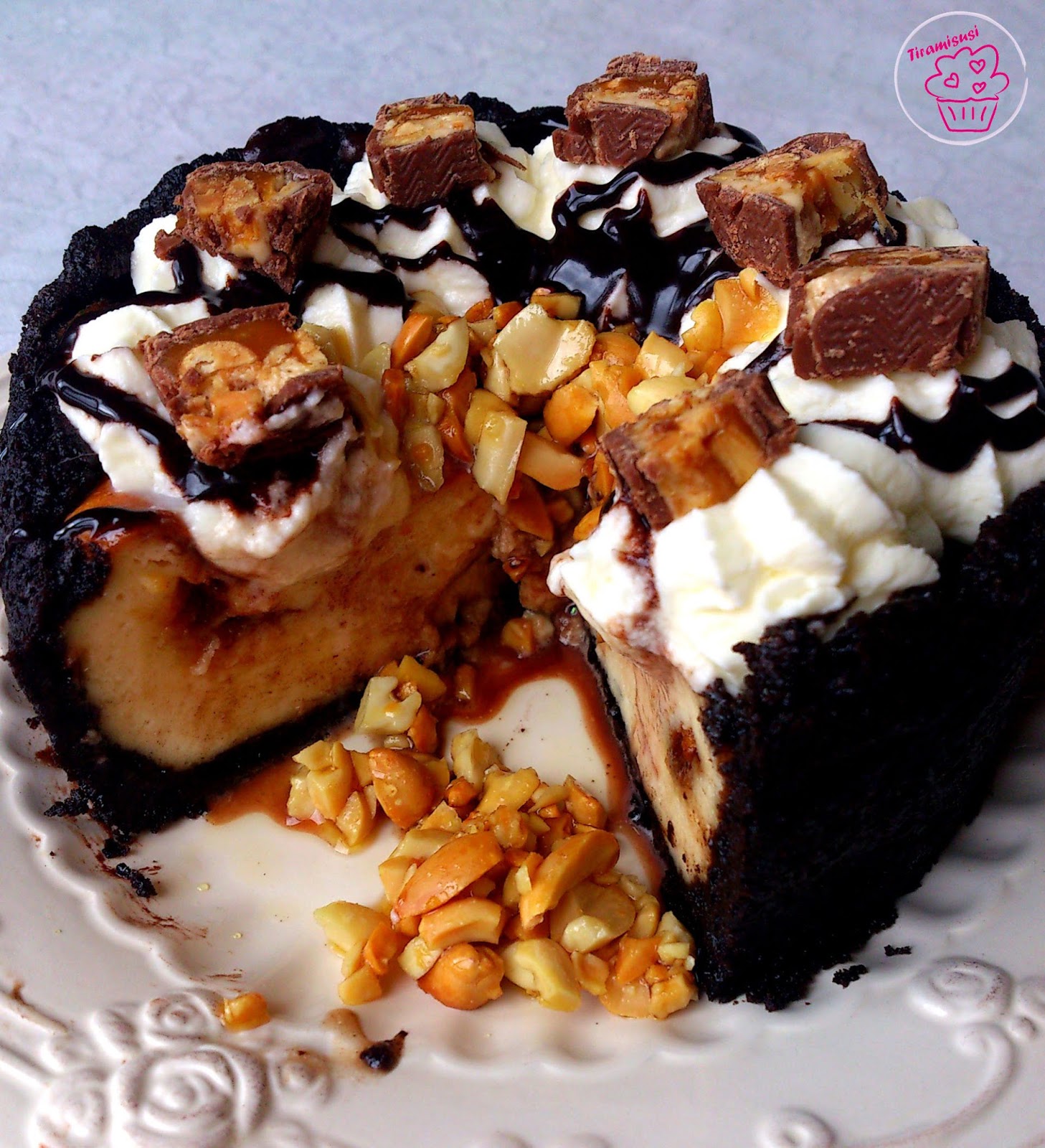 TIRAMISUSI: SNICKERS CHEESECAKE CON BASE DE OREO