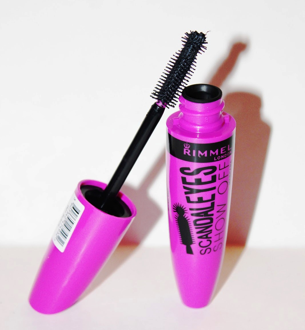 Italian Beauty Queen: Rimmel ScandalEyes Show Off Mascara