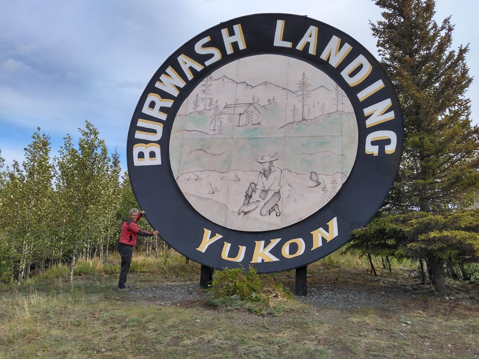 Dave'n'Kathy's Vagabond Blog: Burwash Landing