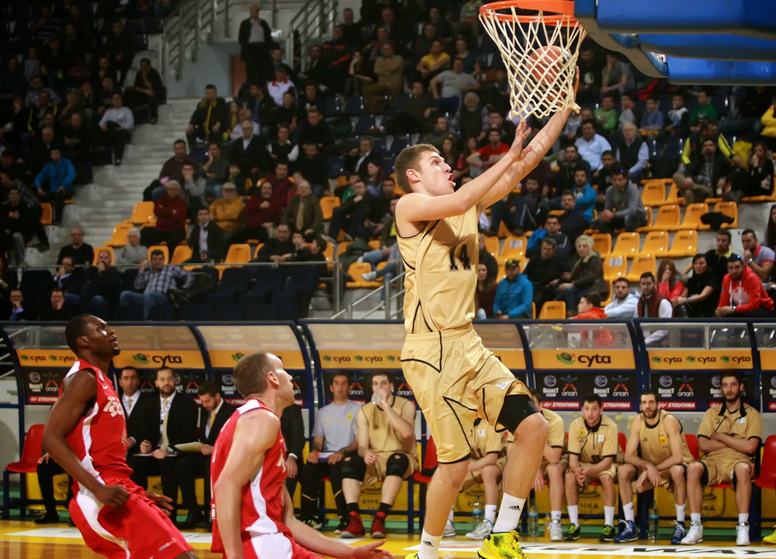 Ο ΔΙΚΟΣ ΜΑΣ ΜΠΕΝΤΖΑΜΙΝ ΜΠΑΤΟΝ.. – Hoopfellas