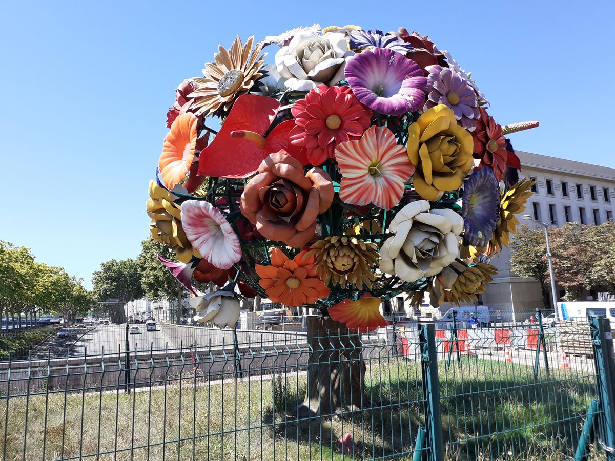 Mes photos du "Flower Tree" à Lyon - Visiter Lyon - Tourisme et actualités