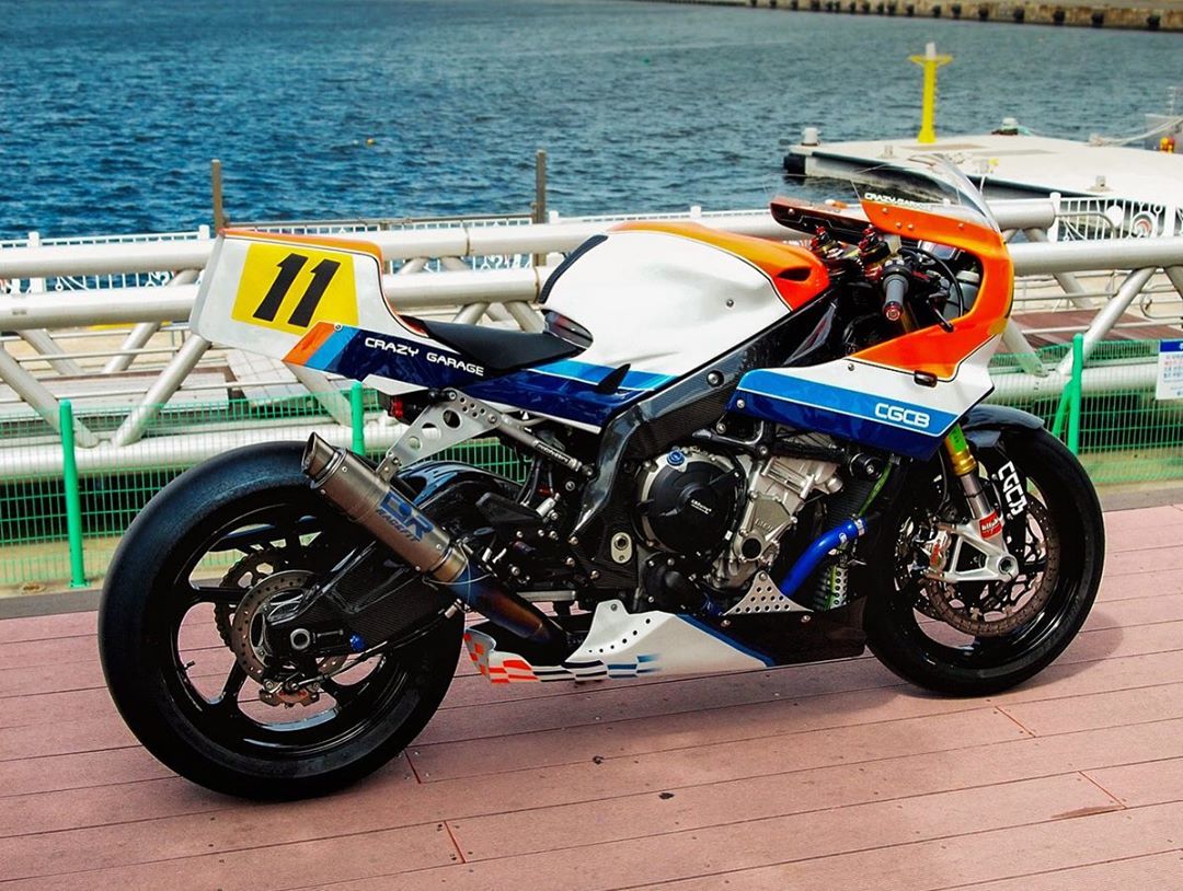 S1000rr. Retroracer Project - RocketGarage - Cafe Racer Magazine