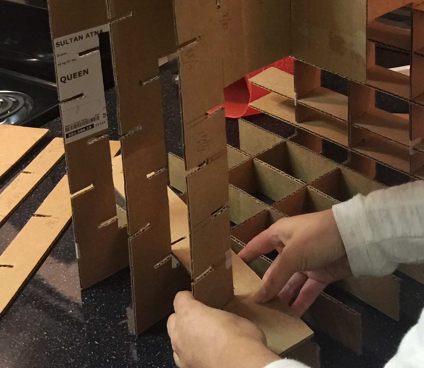 DIY: Cardboard night stand and charging station