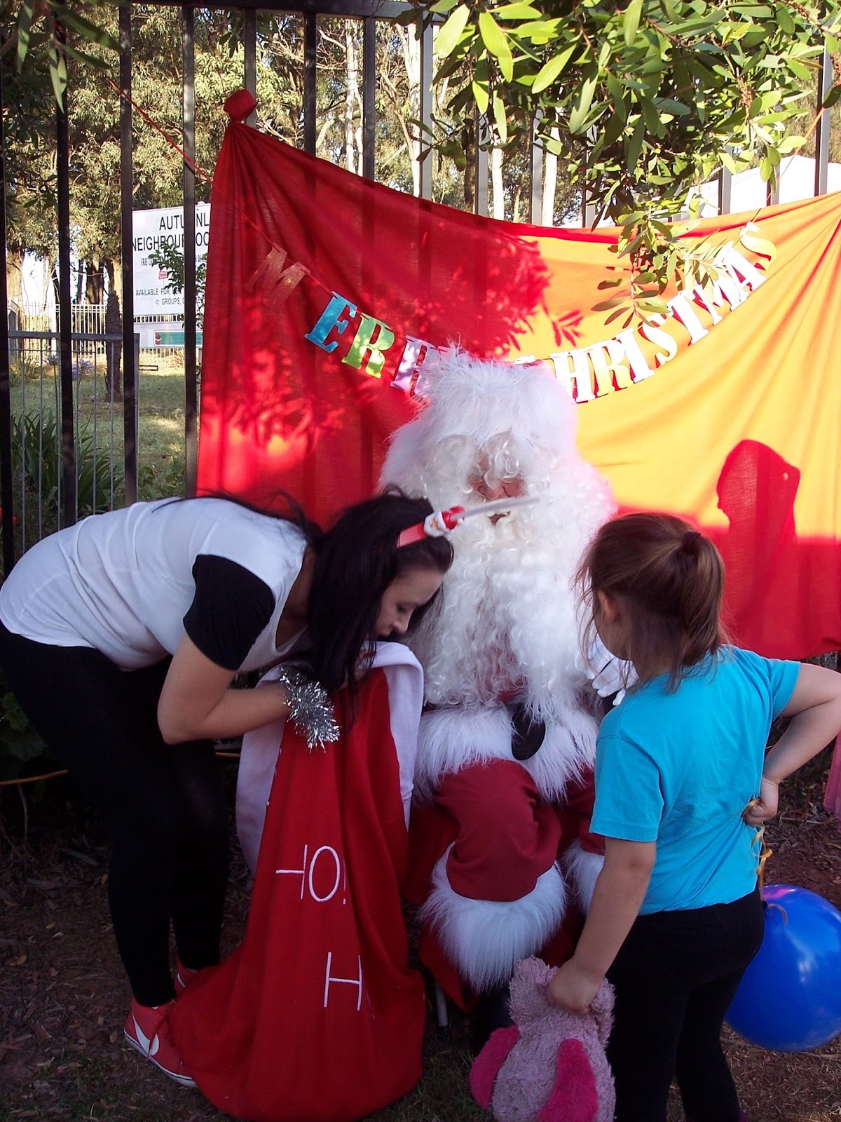 Community Junction Inc.: Celebrating Christmas... Community Style