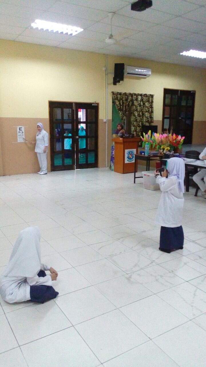 SEKOLAH KEBANGSAAN CONVENT MUAR: PEMERIKSAAN KESIHATAN MURID TAHUN 1