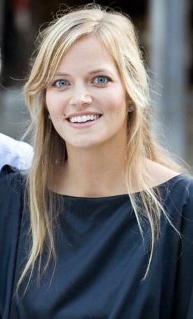 nat.bloggy.blog: Bridesmaid Profile: Miss Caroline J. Rutenbar