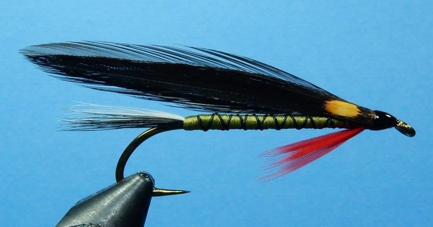 Flytying: New and Old: Scaled Shiner Streamer