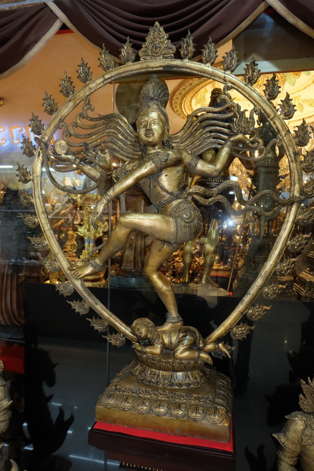 Kee Hua Chee Live!: VISITING THE GODS AND GODDESSES AT JJ MALL AND THE ...