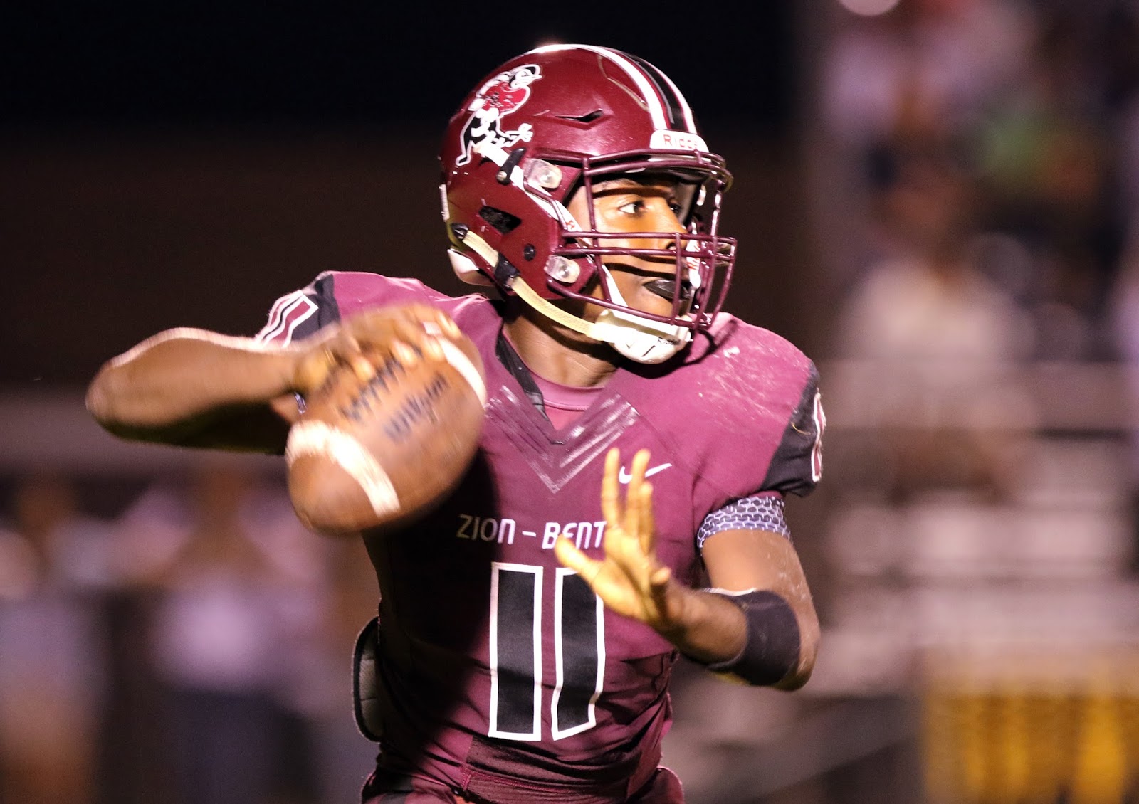 Mark Kodiak Ukena: IHSA Varsity Football: Waukegan vs Zion-Benton