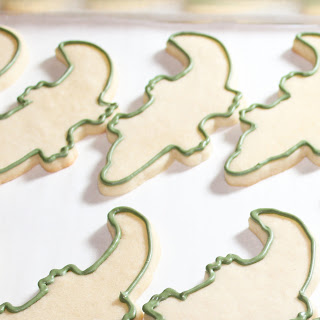 Baking in Heels: Crocodile Cookies
