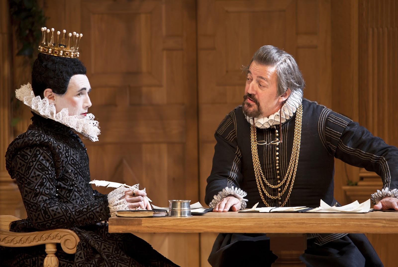 JAMES KARAS - REVIEWS AND VIEWS: TWELFTH NIGHT & RICHARD III WITH ALL ...