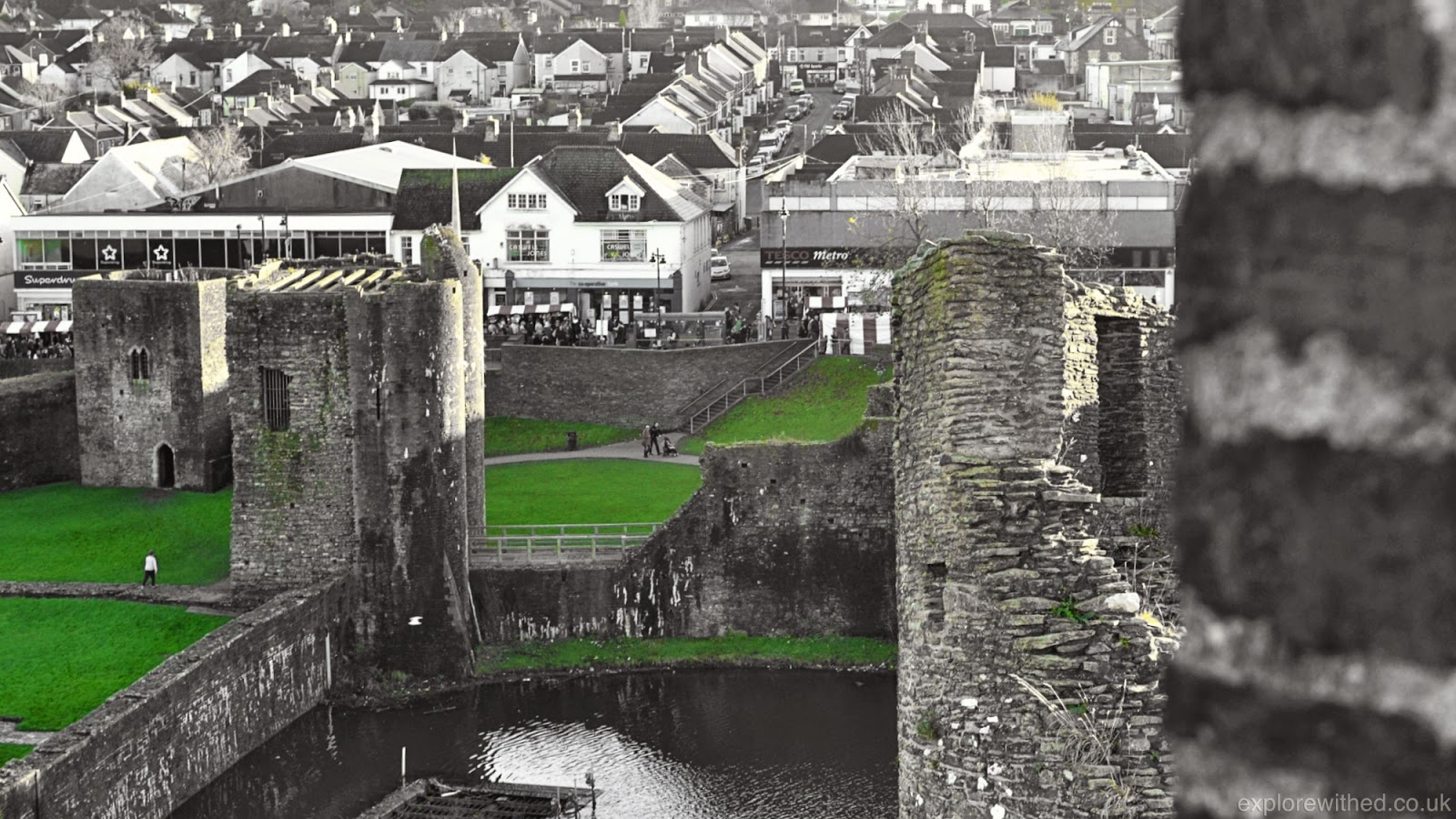 CHRISTMAS AT CAERPHILLY CASTLE | Explore With Ed | Wales based Food ...