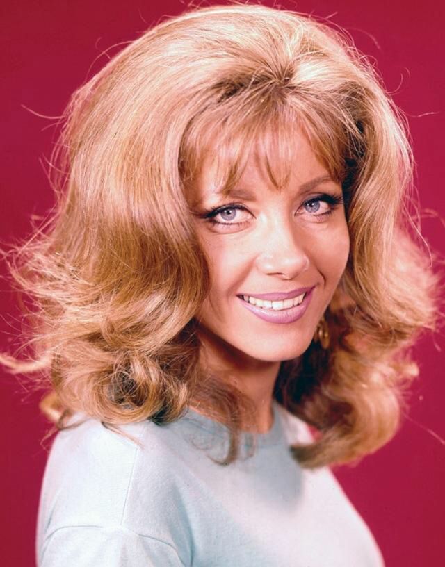 30 Beautiful Pics of Young Ingrid Pitt in the 1960s and '70s ~ Vintage ...