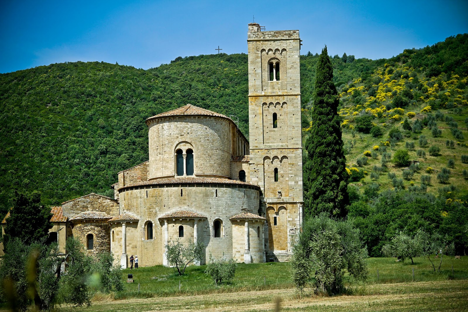 L'art roman ; passionnément: Mon image de la semaine (18) Sant Antimo