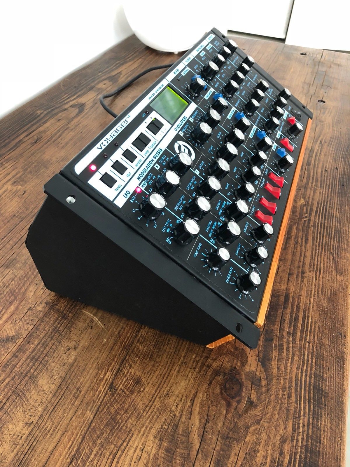 MATRIXSYNTH: Moog Voyager RME Rack Mount Synthesizer. V3.5 SN 1583