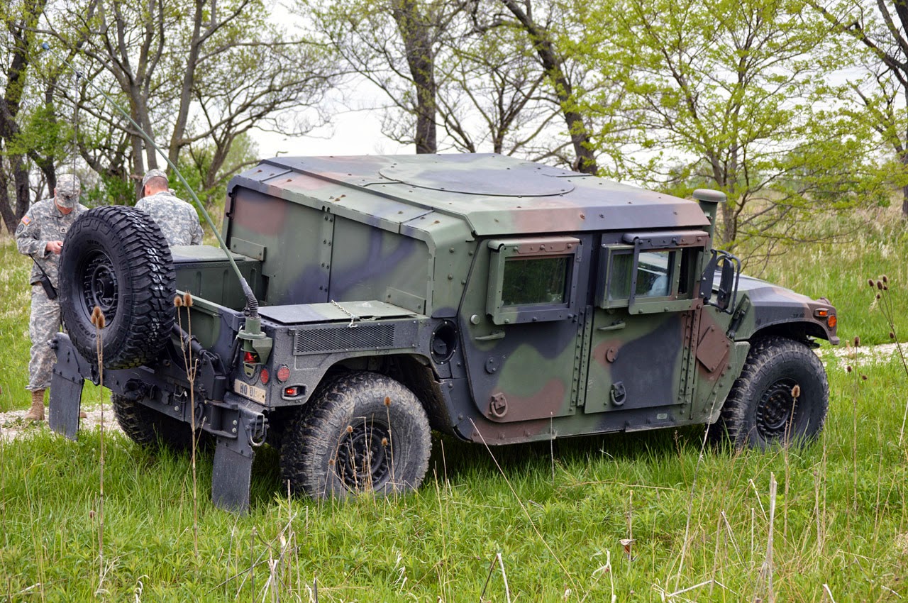 US Army Humvee Driver: Driven to Work Photos - Latest Auto Design