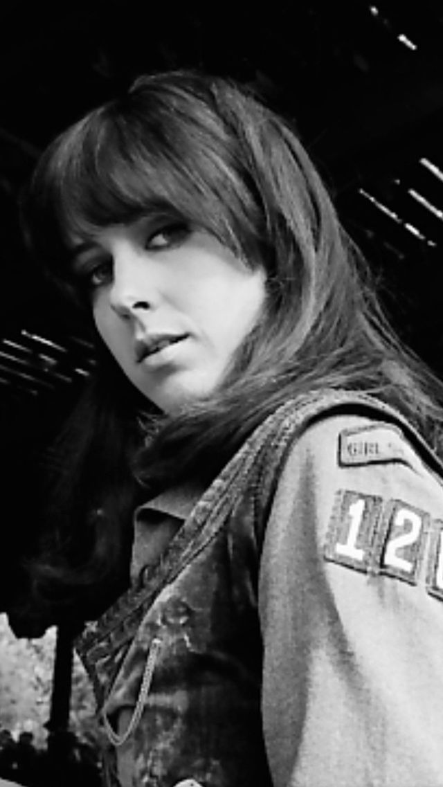 20 Vintage Photos Of A Young Grace Slick In The 1960s And 1970s ~ Vintage Everyday