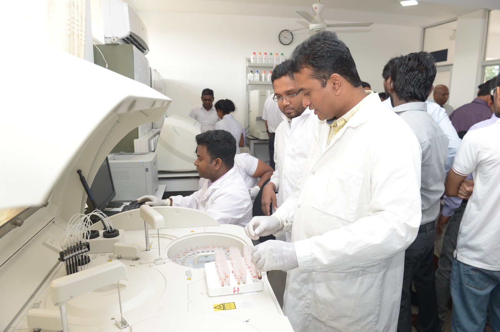 College of Medical Laboratory Science, Sri Lanka: State of Art Mobile ...