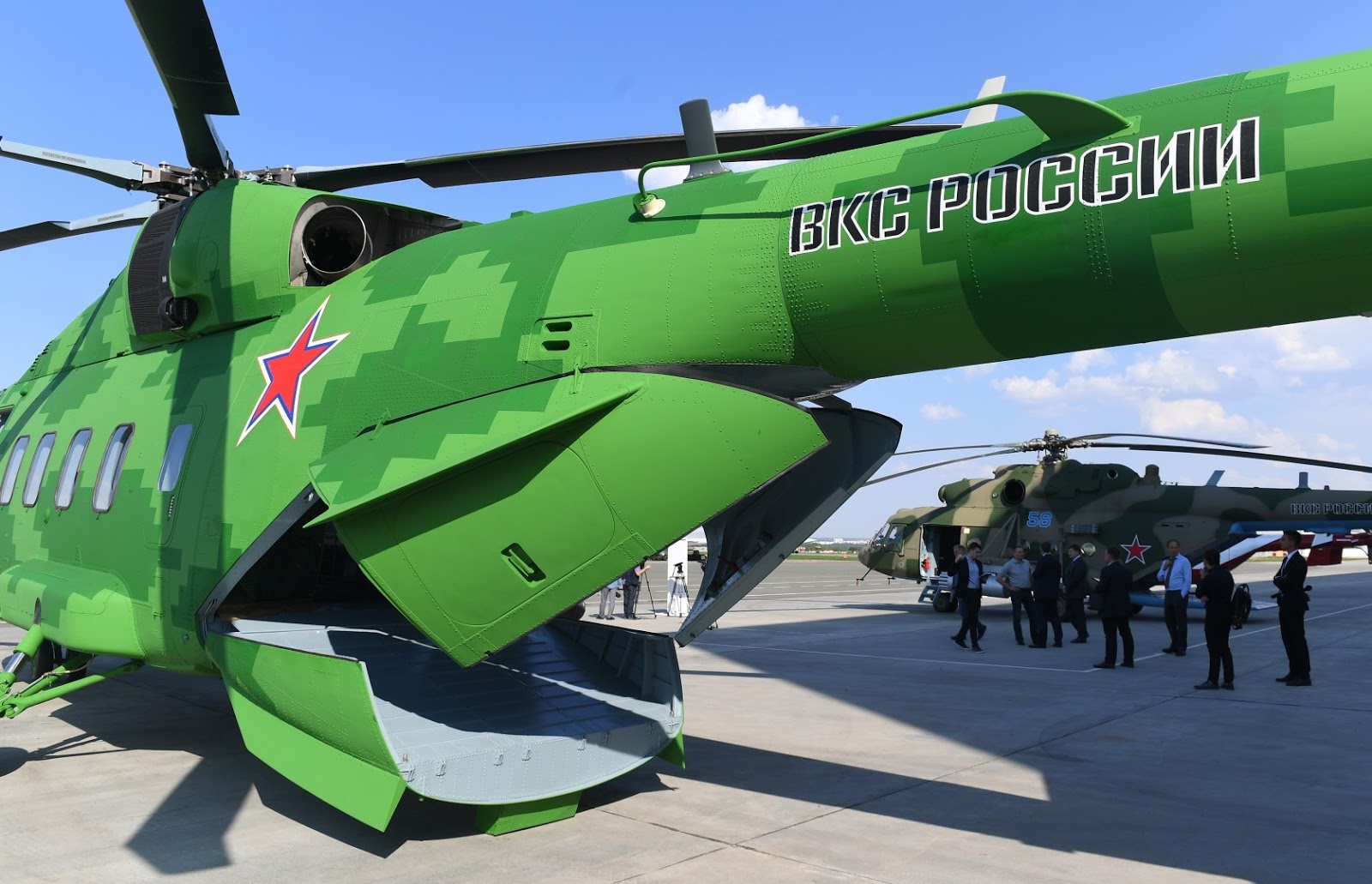 AAG_th บันทึกประจำวัน: เฮลิคอปเตอร์โจมตี Mi-28NM และเฮลิคอปเตอร์ใช้งาน ...