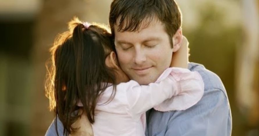 Manfaat Pelukan Orangtua Kepada Anak - SekolahDasar.Net