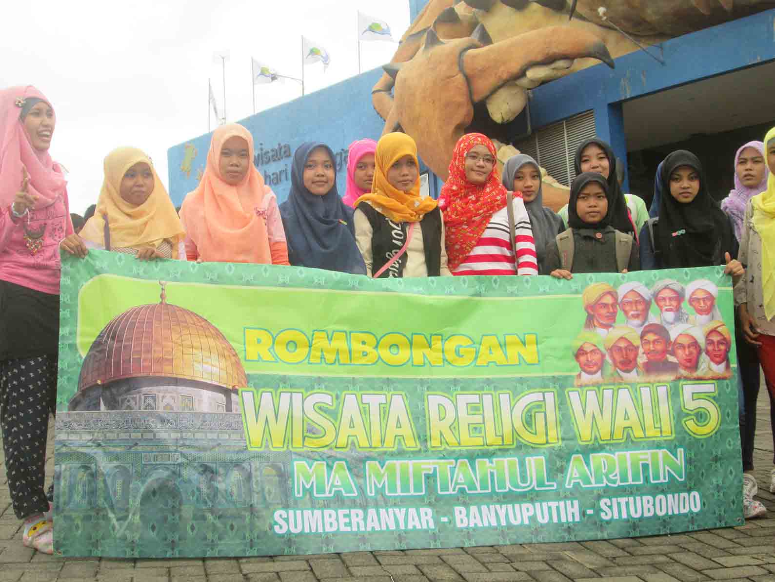 .: TOUR WALI 5