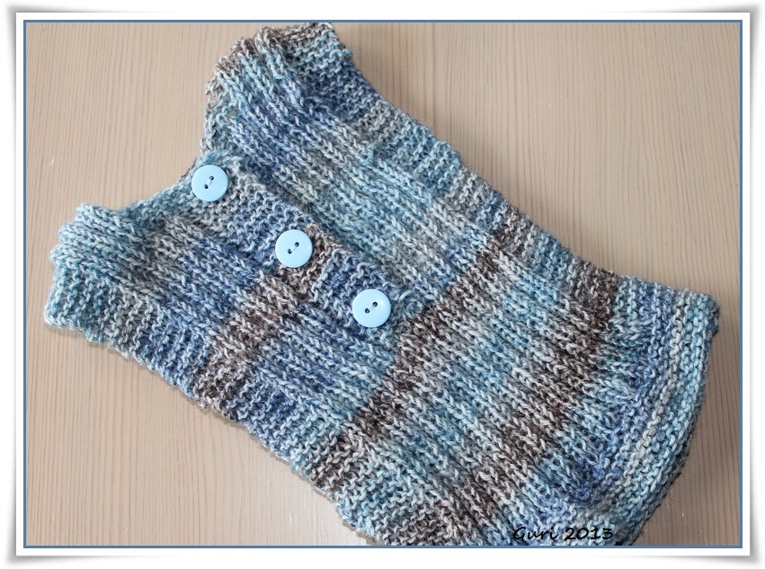 Hjerte GO`H Design: Babytrøye eller vest om du vil....