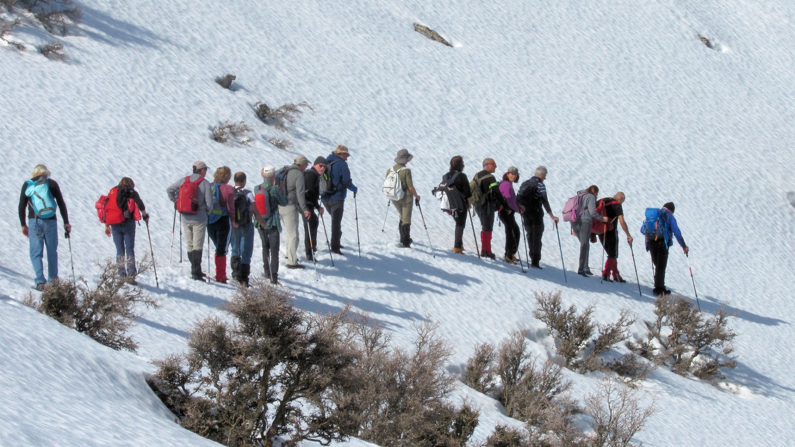 ΟΡΕΙΒΑΤΙΚΟΣ ΣΥΛΛΟΓΟΣ ΑΓΙΟΥ ΝΙΚΟΛΑΟΥ: ΠΕΖΟΠΟΡΙΑ ΣΤΑ ΧΙΟΝΙΑ (ΟΡΟΠΕΔΙΟ ...