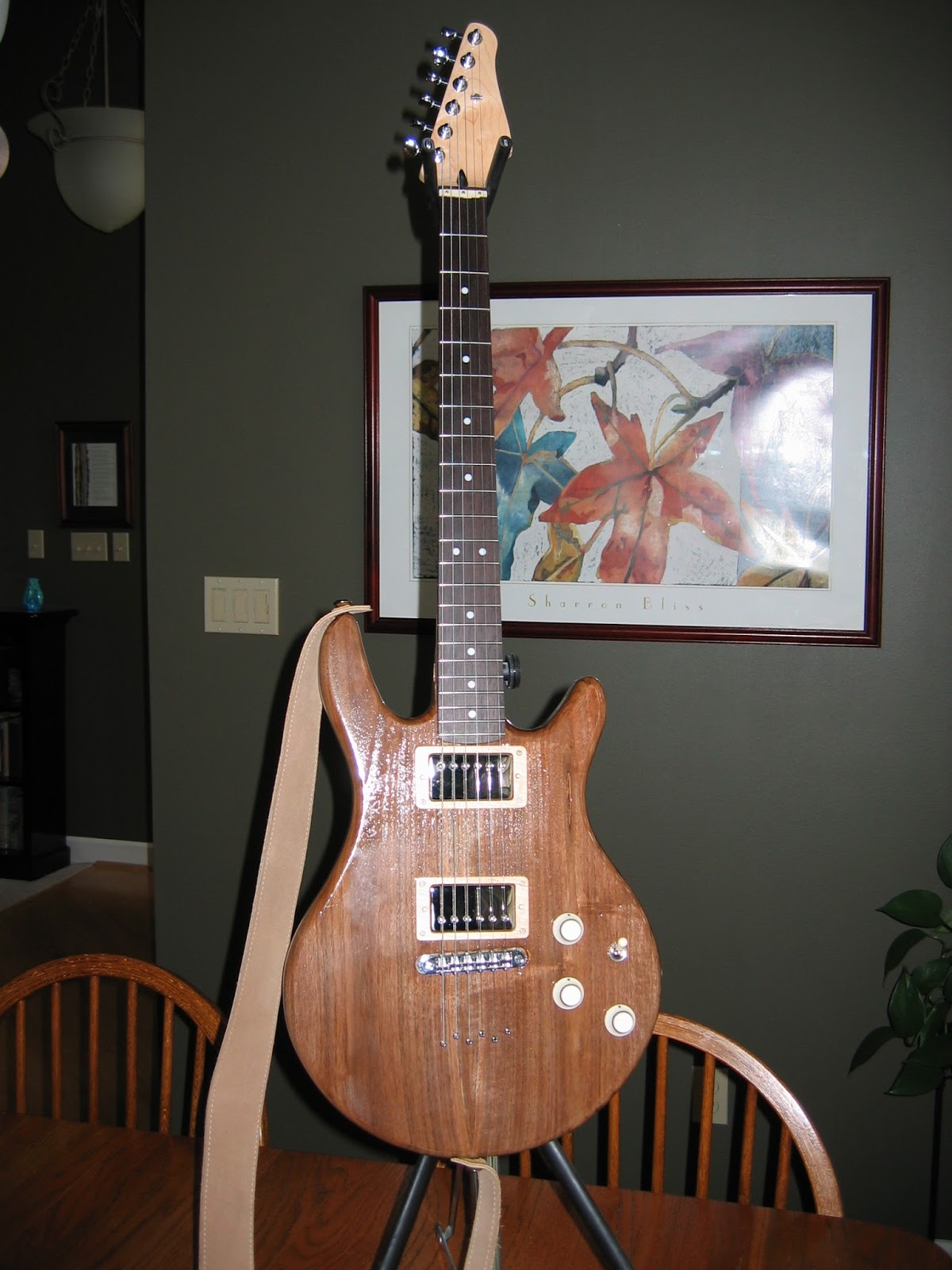 DIY Guitar Therapy: Walnut Guitar Build Pix