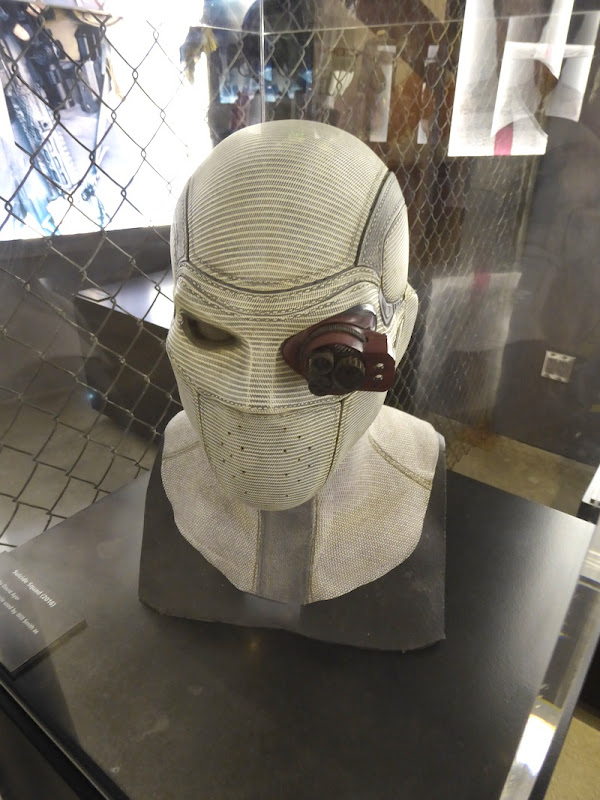 Hollywood Movie Costumes and Props: 10 screen-worn masks from the ...