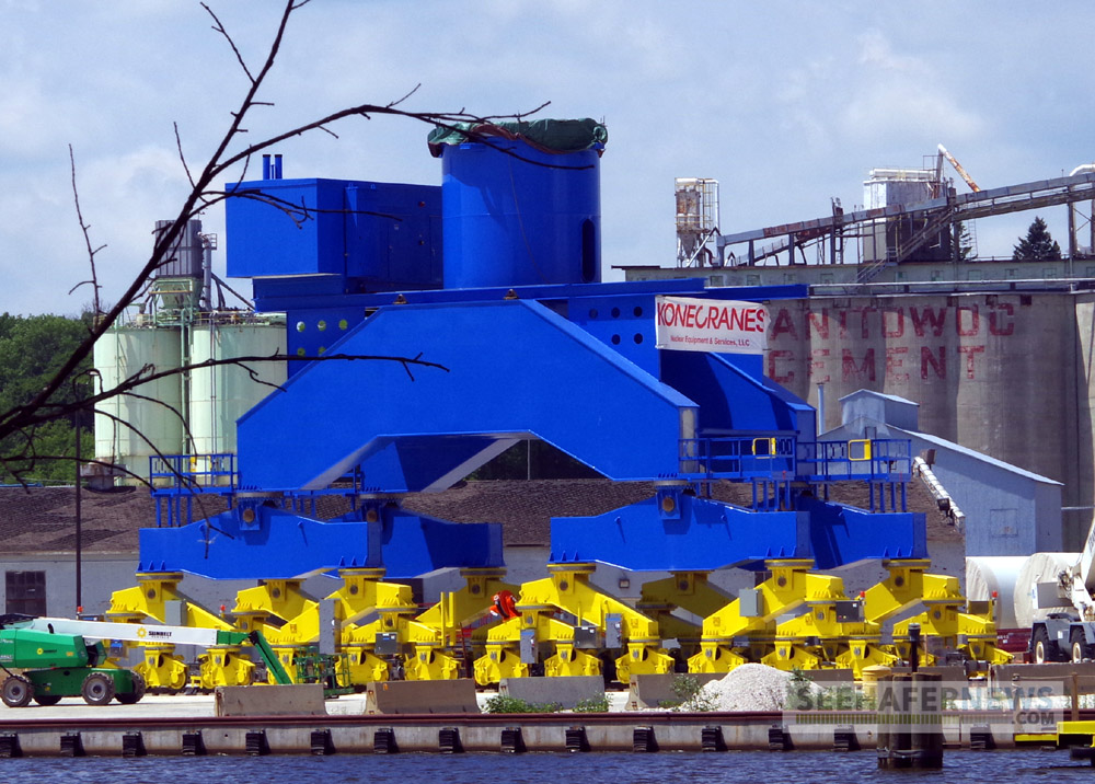 Towns and Nature: Manitowoc, WI: Broadwind Towers and Heavy Industries