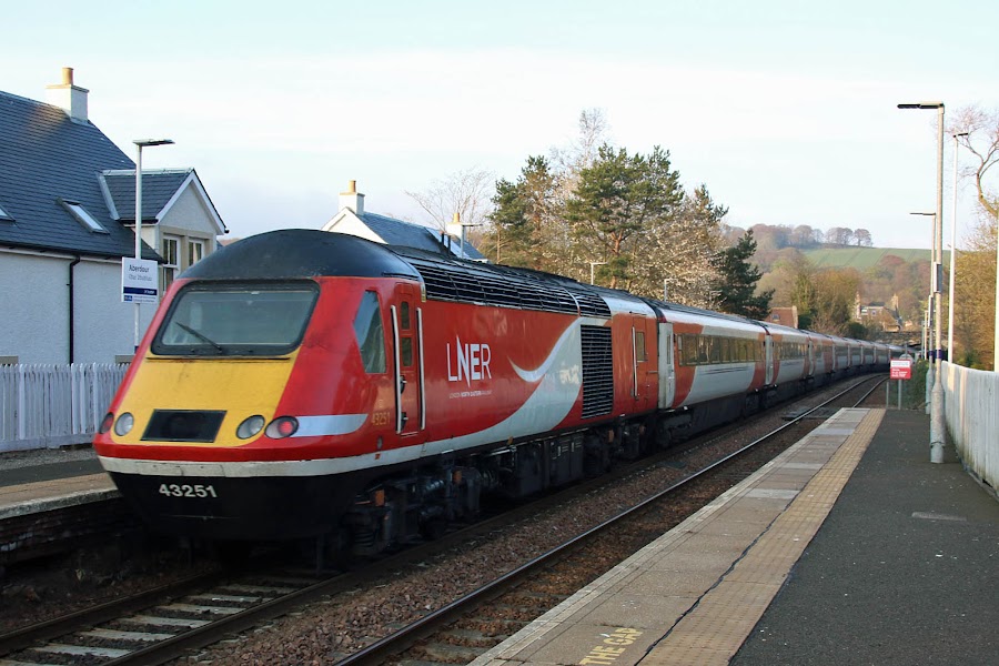 47s and other Classic Power at Southampton: LNER HSTs in Scotland, April 2019