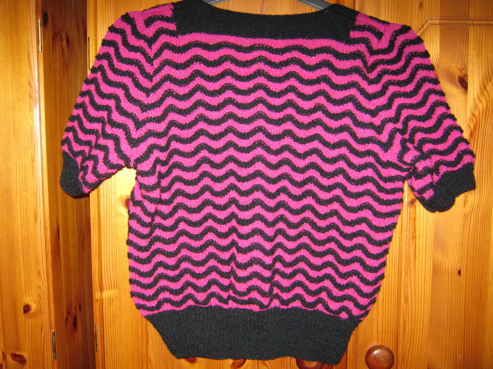 Sixties Spirit: Raspberry Ripple - Vintage-inspired top