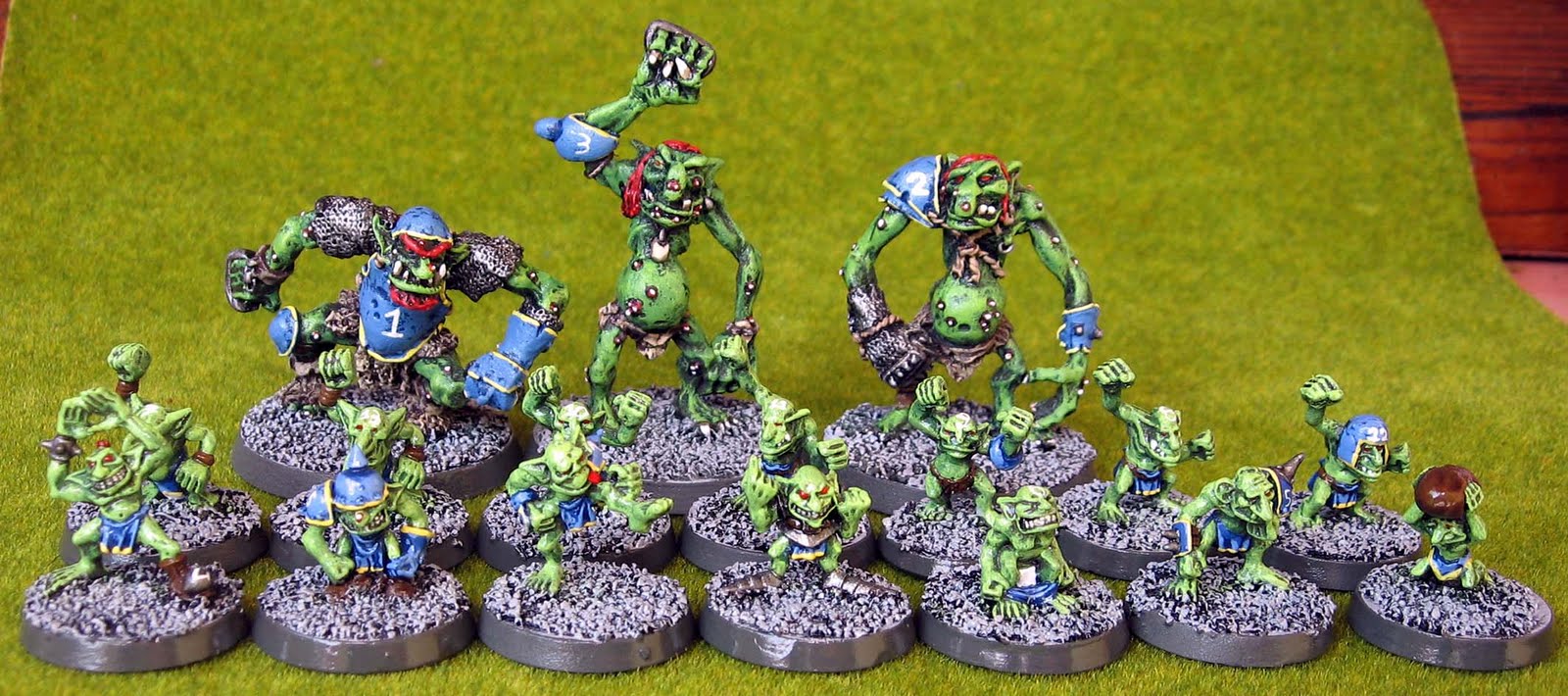 The Owl Bear's Lair: Blood Bowl snotling team/Squadra di snotlings di ...