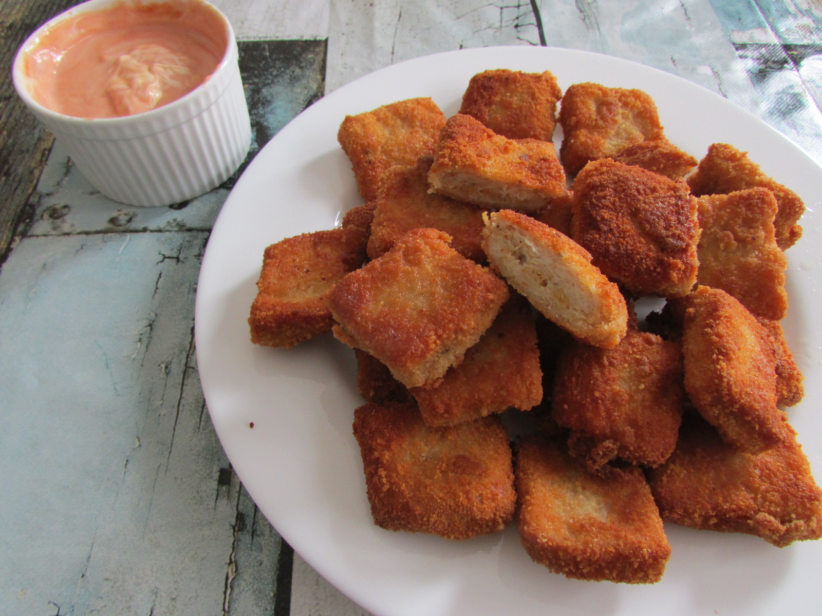 Nuggetsy z mielonego mięsa drobiowego