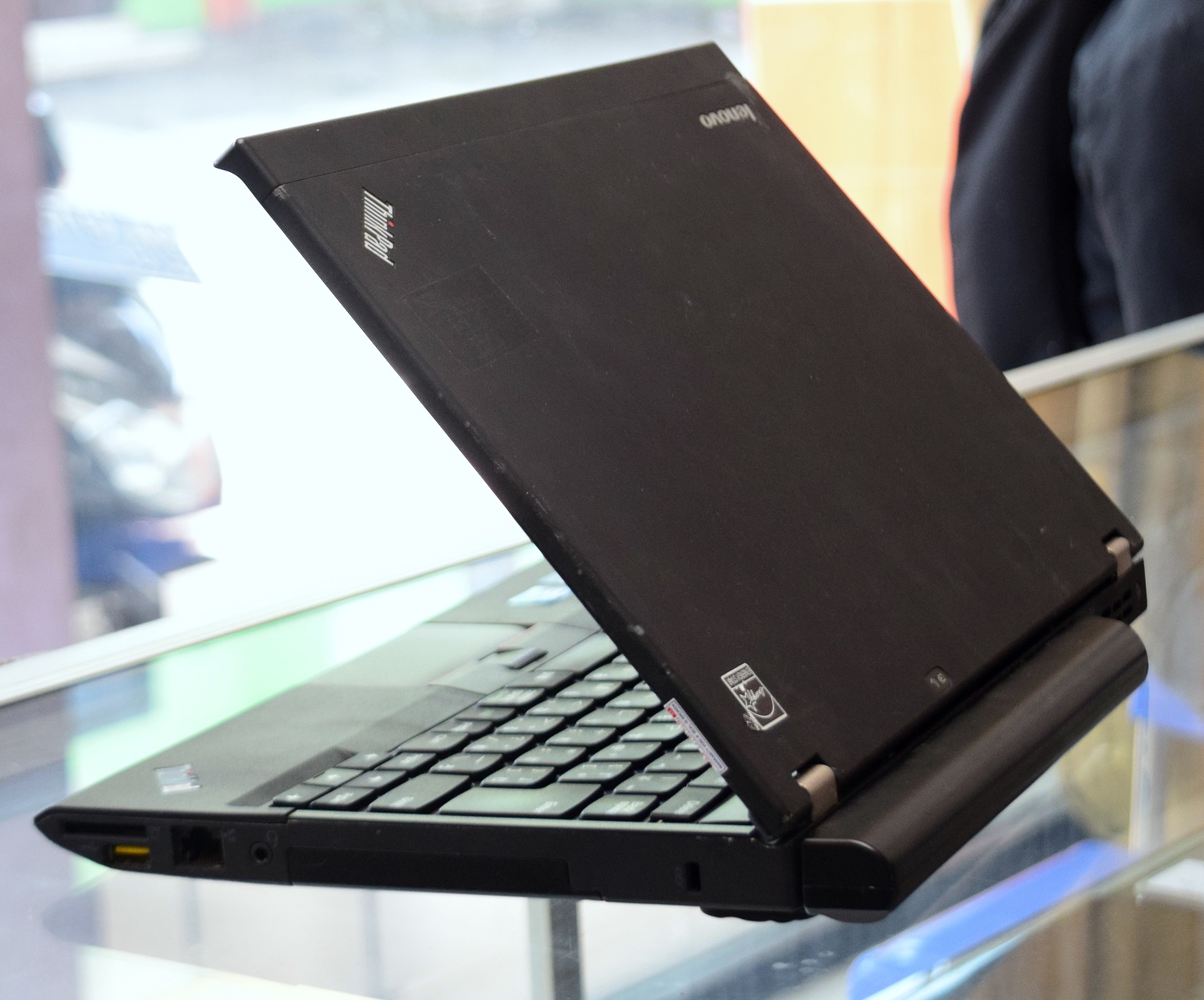 Jual Lenovo ThinkPad X230 Core i5 LED 12.5" di Malang