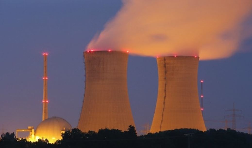 4 Applications of Einstein's Famous Equation E=mc² | Wonders of Physics ...