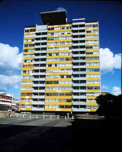 Alo feat Prima: Pondasi Rakit (Raft Foundation)