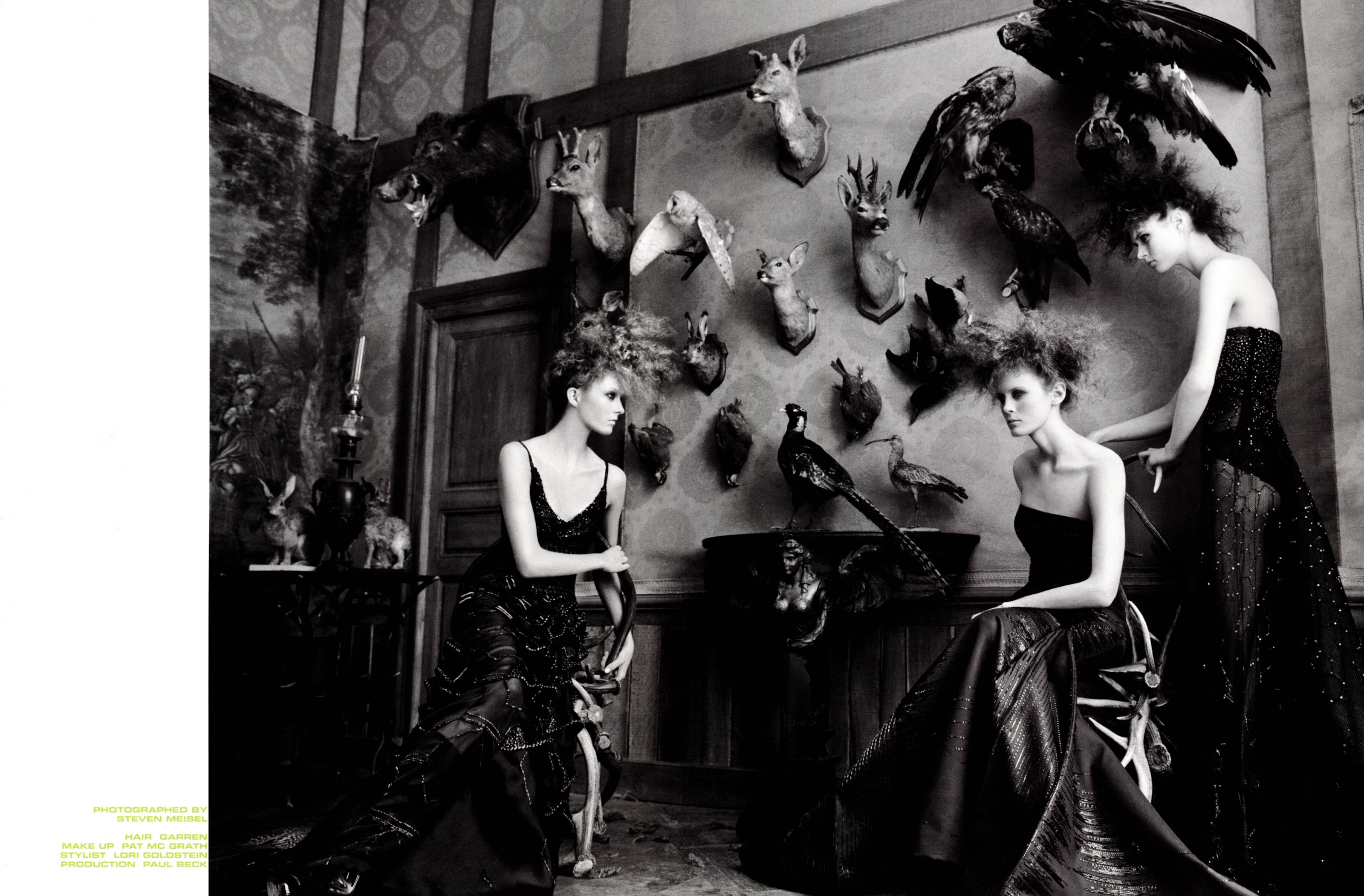 CAMPAIGN: ATELIER VERSACE SS 1999