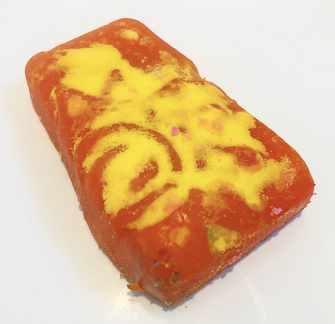 All Things Lush UK: Good Day Sunshine Soap