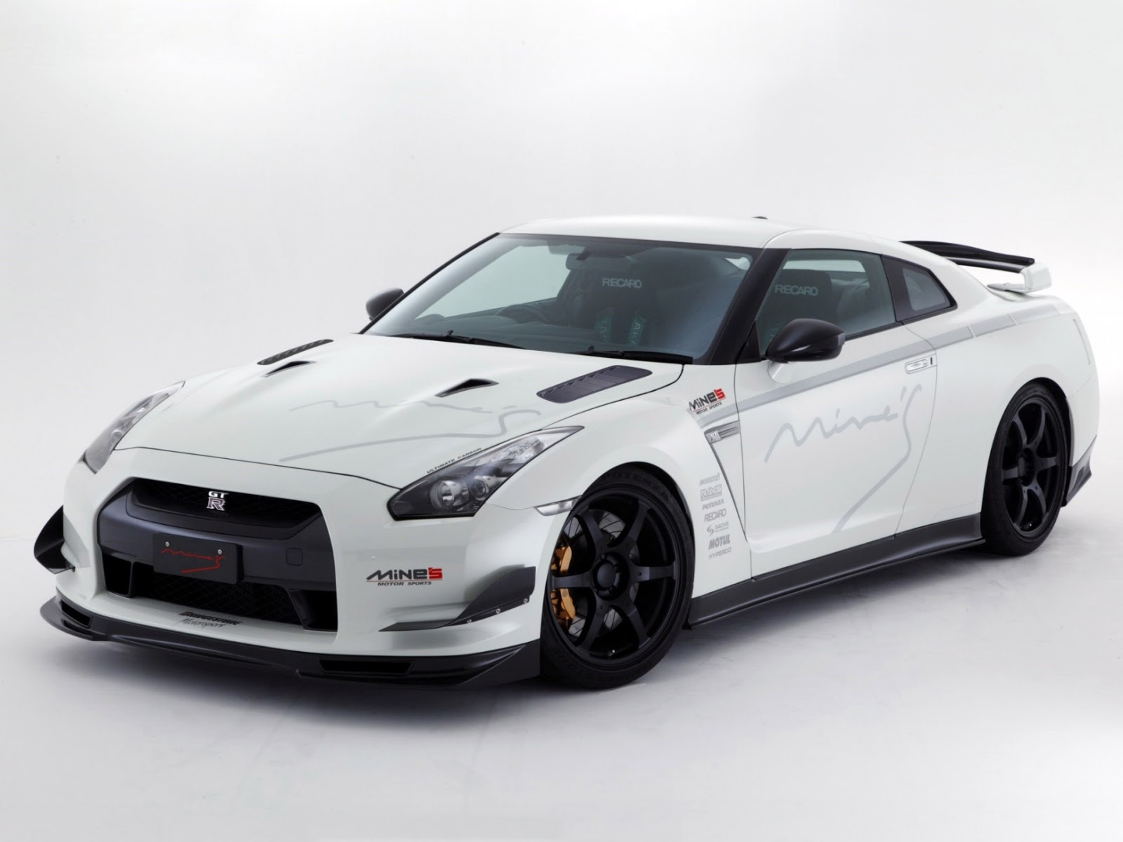 2008 Mines Motor Sport Nissan GT-R R35