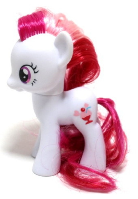 Show Me Your Pony Families! | My Little Pony Trading Post