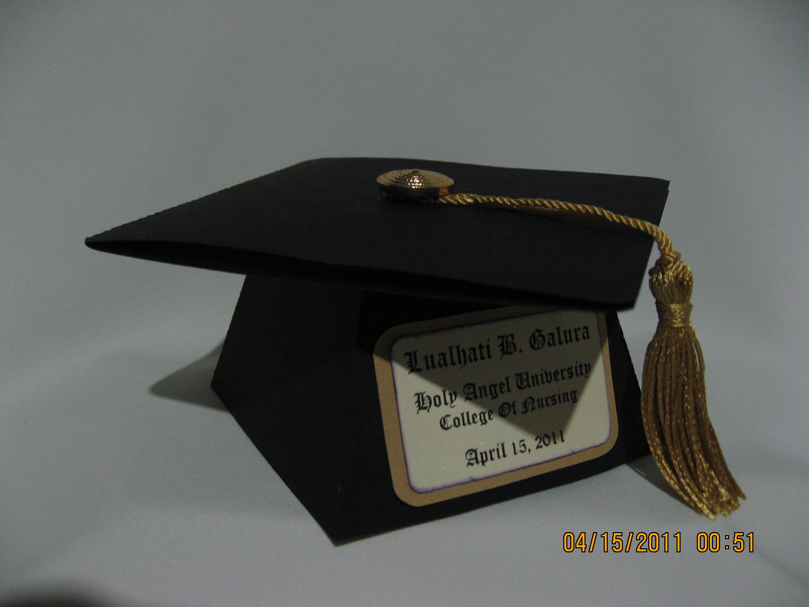 Ligaya's Creativity Zone: Graduation Cap Card