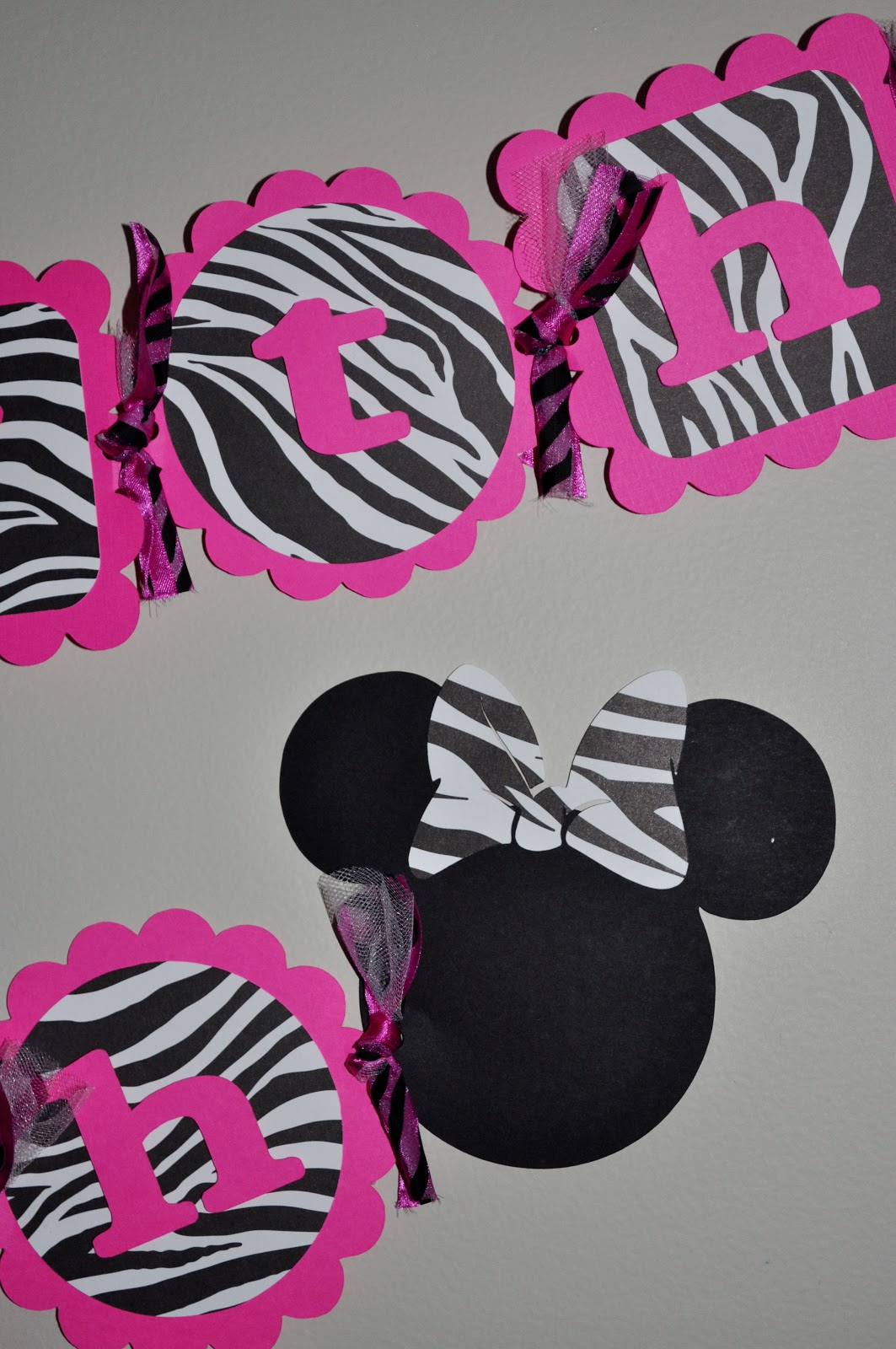 R + R Creations: Zebra Minnie Mouse Banner