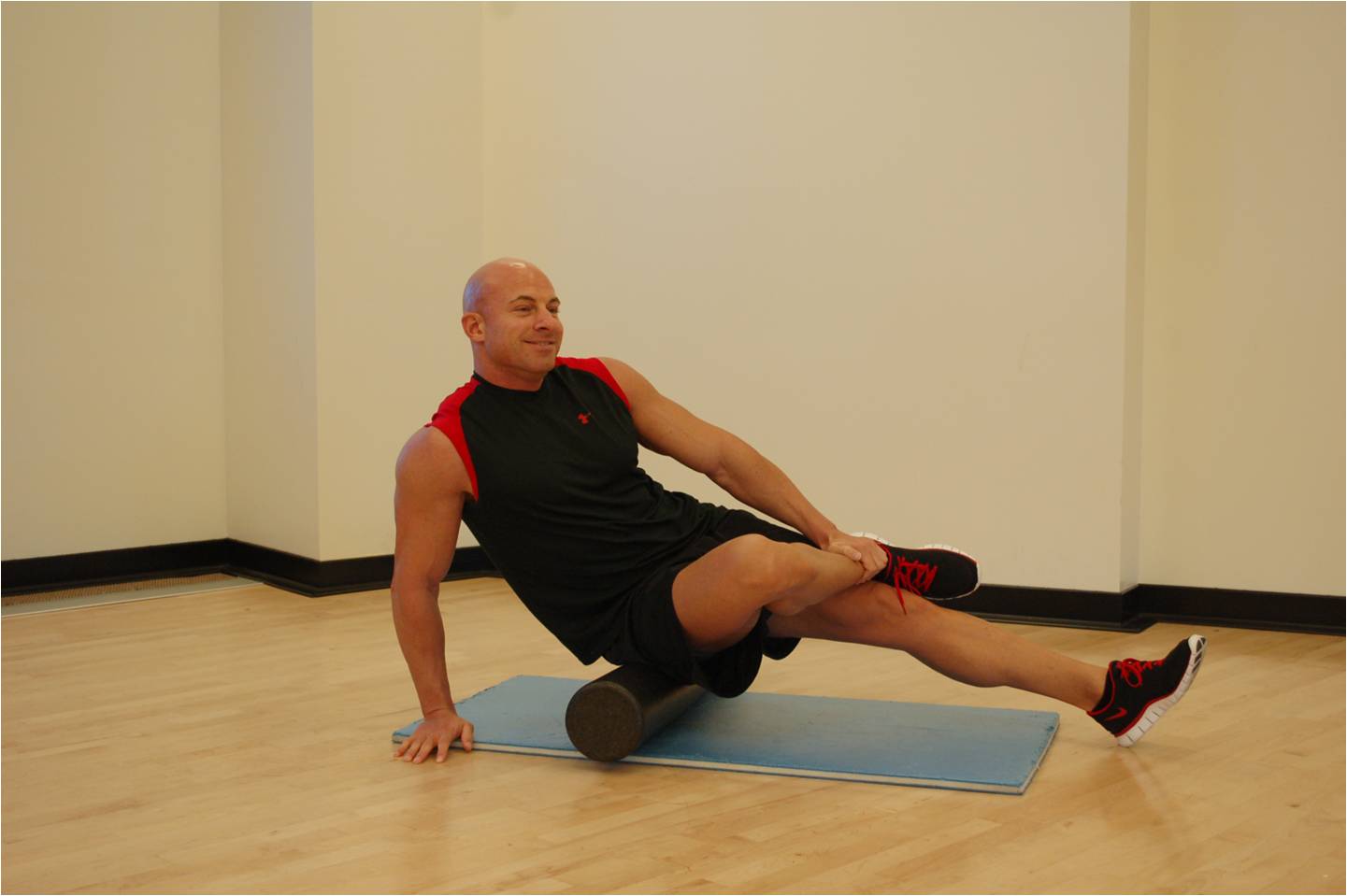 Foam Roller Stretches For Glutes at Louis Mitchell blog