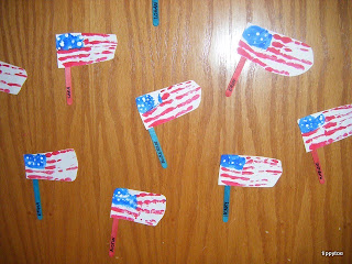 Tippytoe Crafts: Flag Handprints