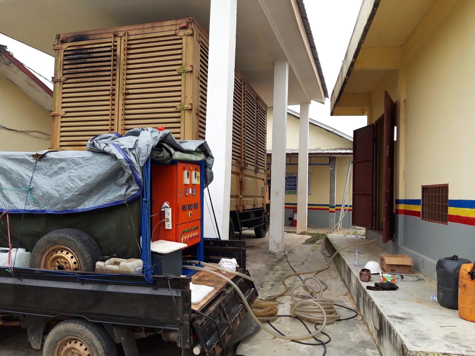 PERBAIKAN PEMELIHARAAN PENGADAAN TRAFO LISTRIK DISTRIBUSI 20KV Kalimantan. HOTLINE. 08125055531 ...