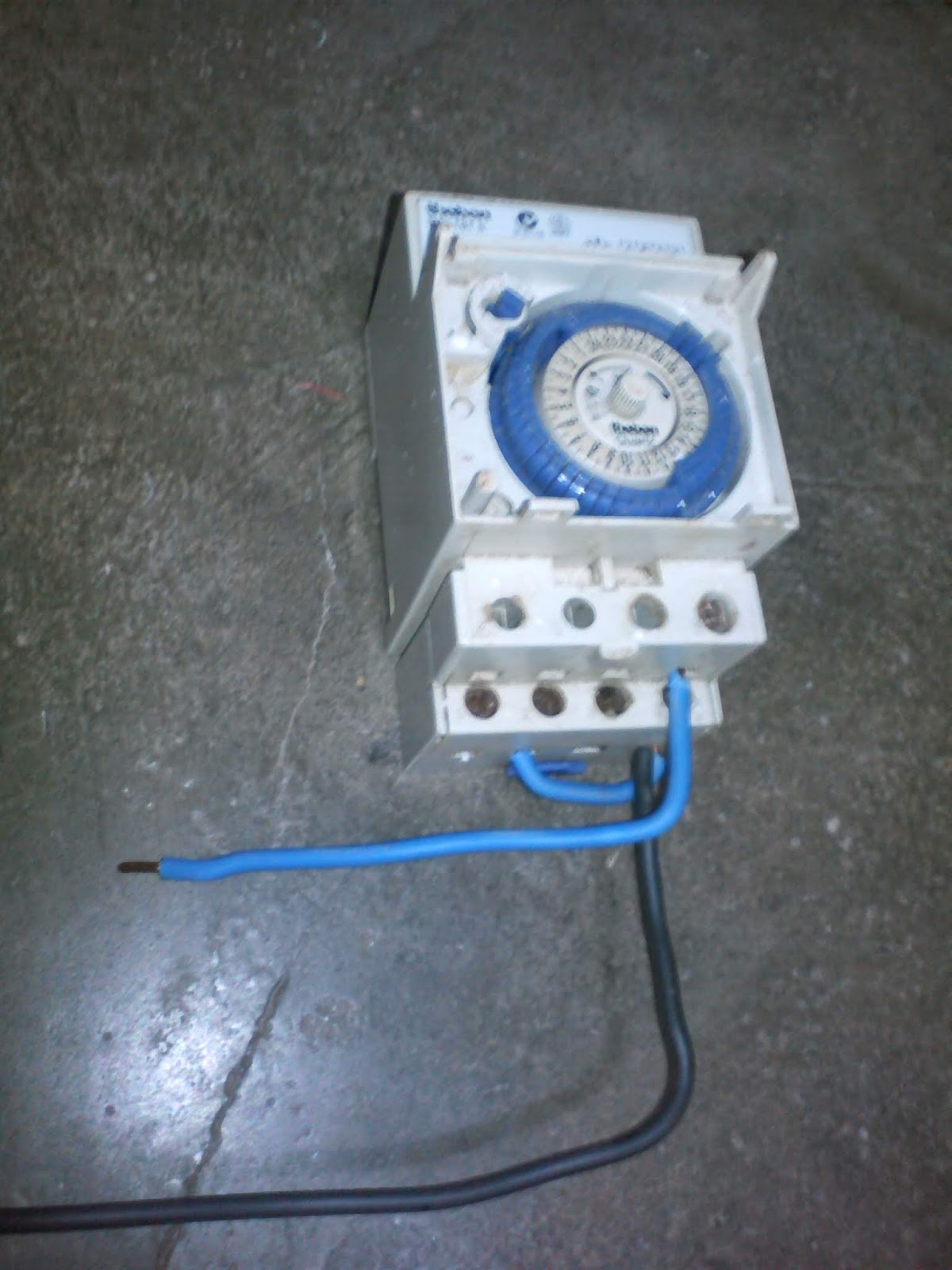 Cara pemasangan lampu dengan kontaktor dan timer switch