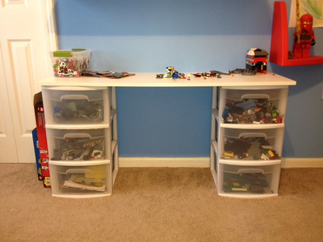 LEGO Mom: Lego Work Station